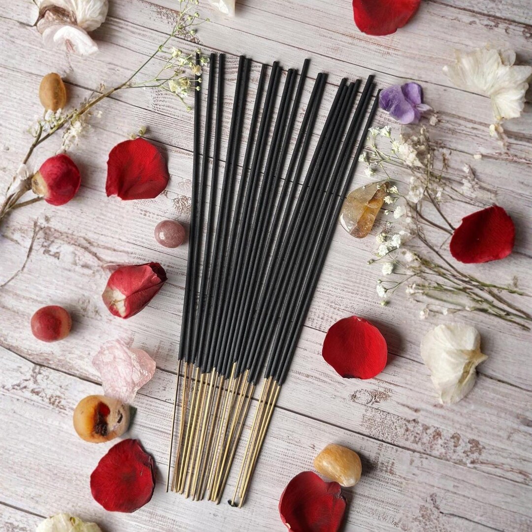Palo Santo & Sandalwood Hand-dipped Incense Sticks: Non-toxic, Strong ...