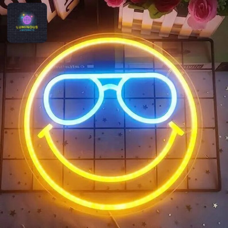 Neon Dimmable Smiley Face LED Logo Wall Decoration: Perfect for Bedroom ...