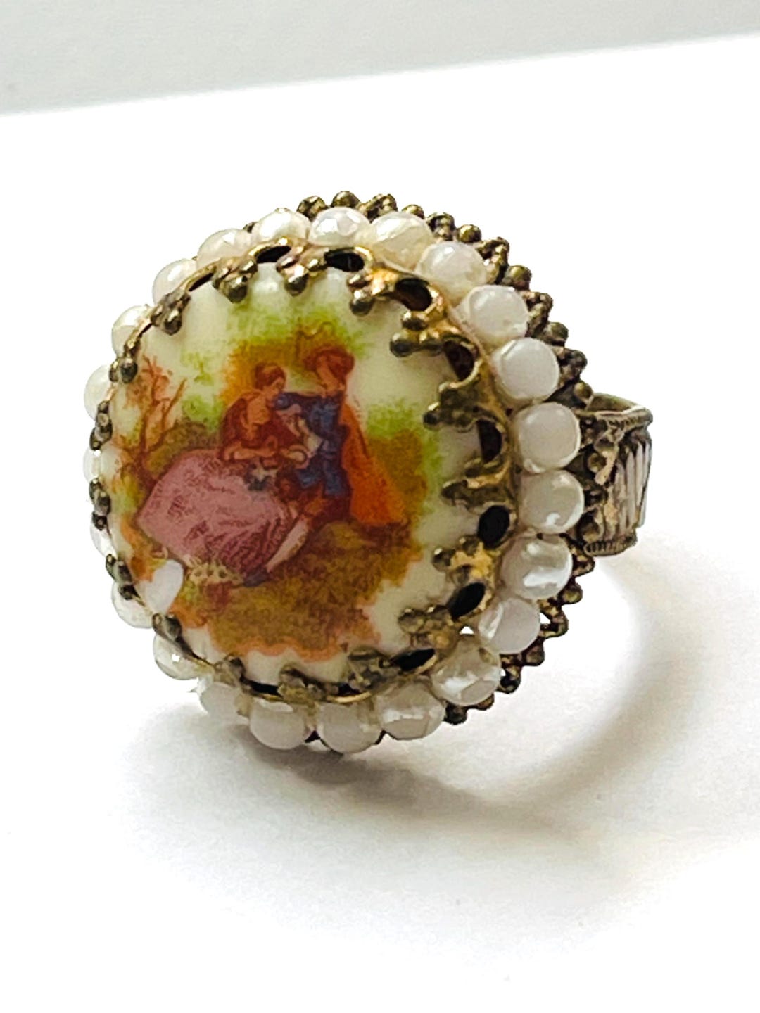Ceramic Cameo Ring, Mid Century Costume Jewelry, Rococo Courting Couple ...