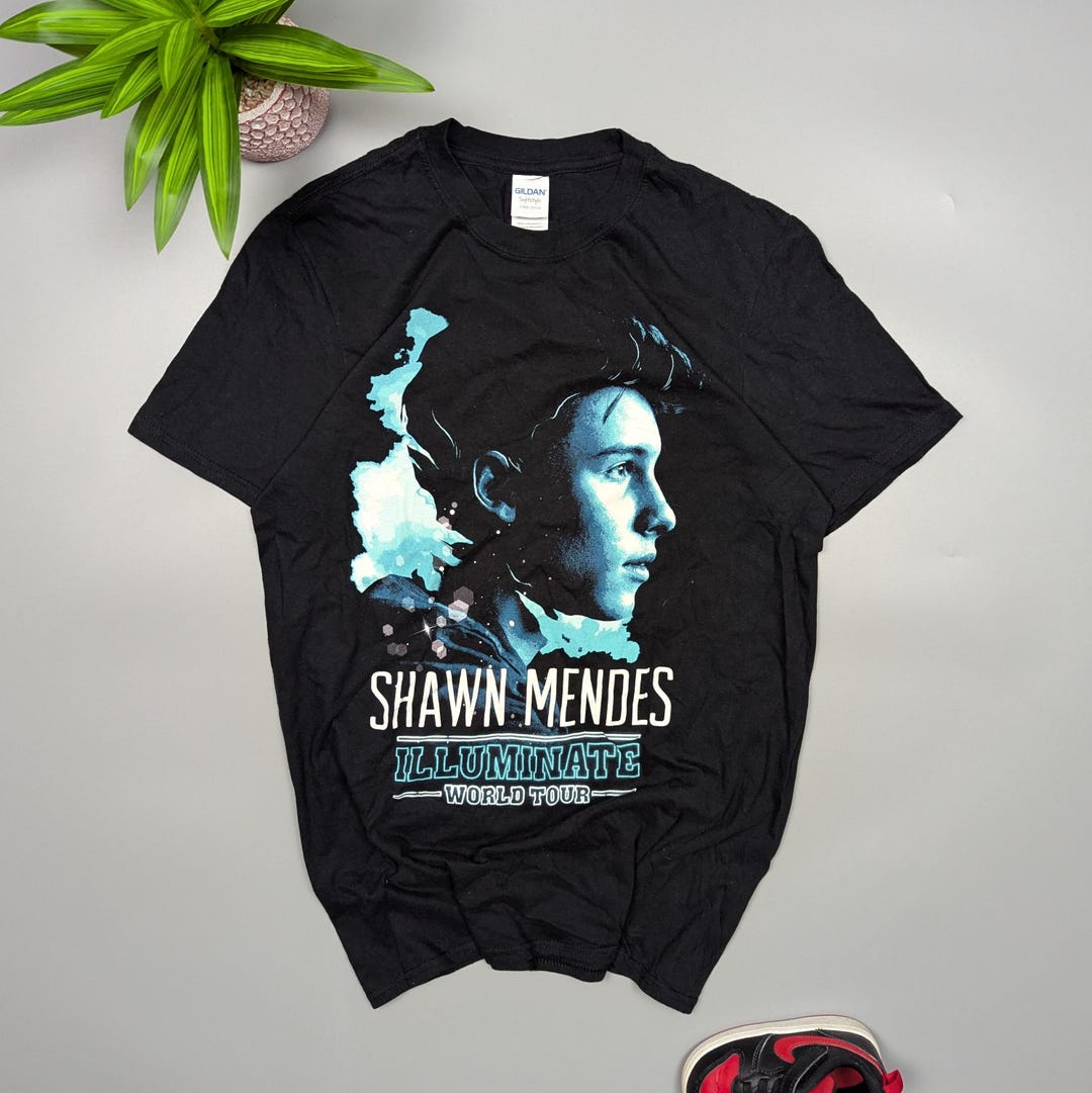Shawn Mendes Illuminate World Tour Graphic T-shirt Adult Medium, Pop ...