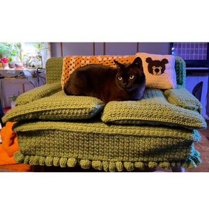 Crochet Cat Couch ~ Made to Order! - Etsy