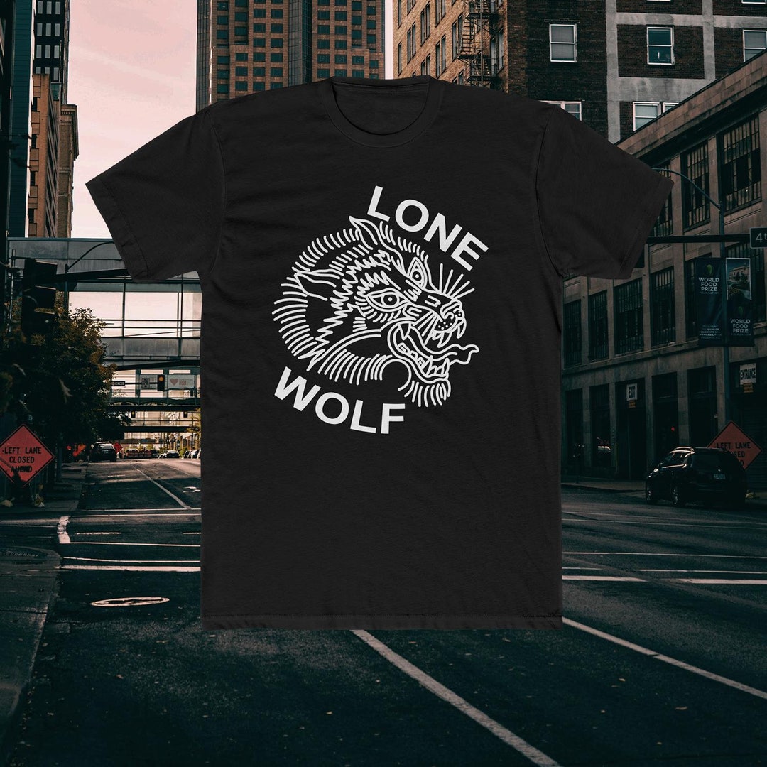 Wolf Head "lone Wolf" Tee, 2 Colors, Traditional Wolf Tattoo Design ...