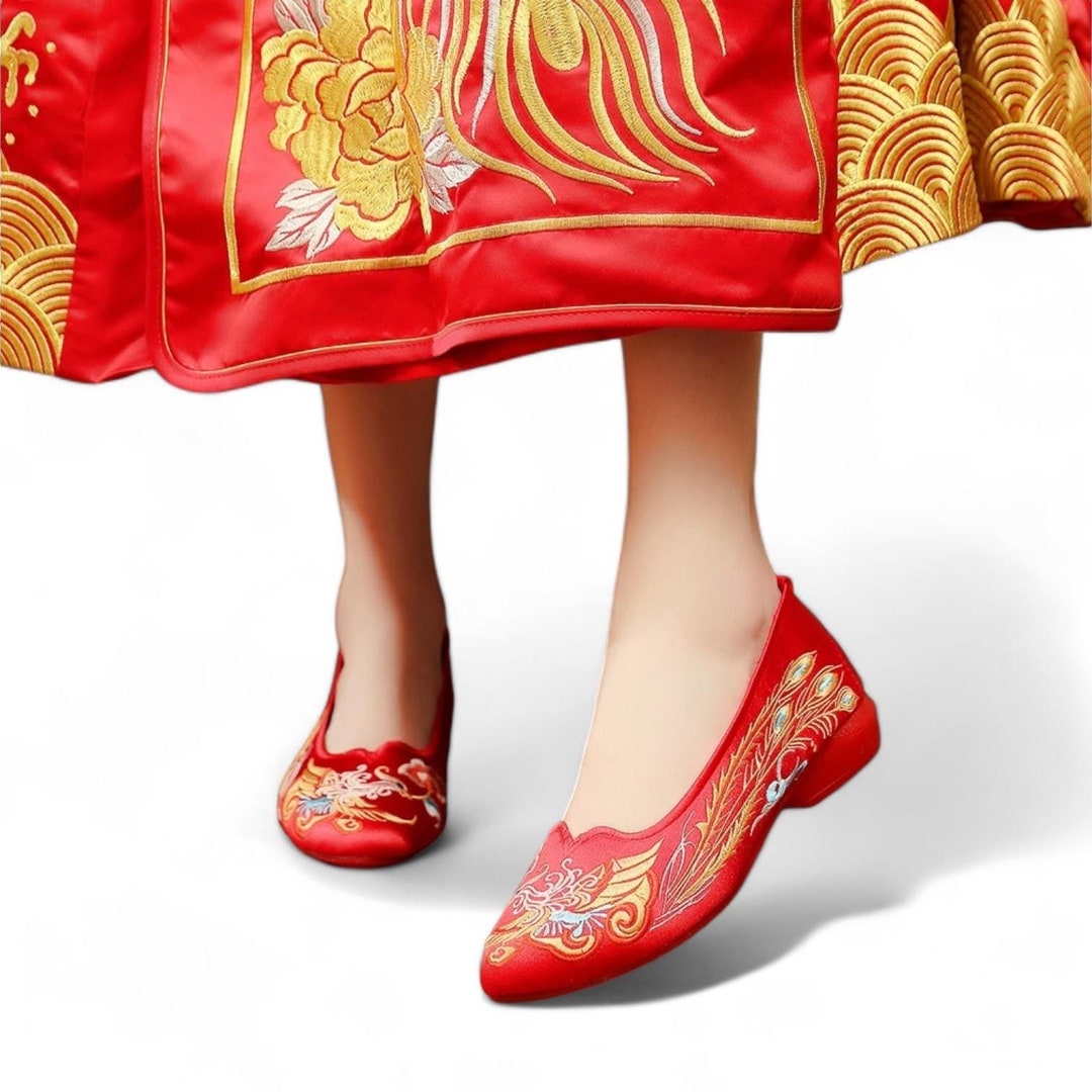 Red Chinese Wedding Bridal Shoes Traditional Chinese Tea Ceremony Qipao ...