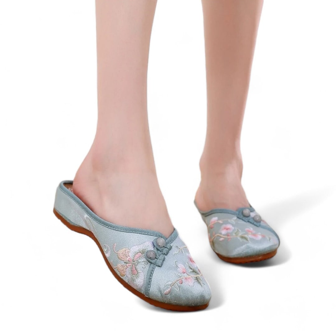 Soft Fabric Embroidered Closed Toe Flat Slippers Comfortable Casual ...