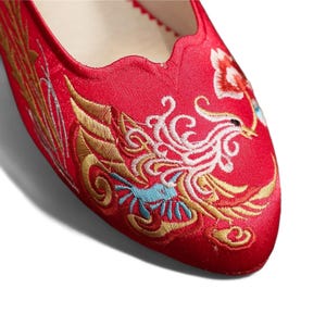 Red Chinese Wedding Bridal Shoes Traditional Chinese Tea Ceremony Qipao ...