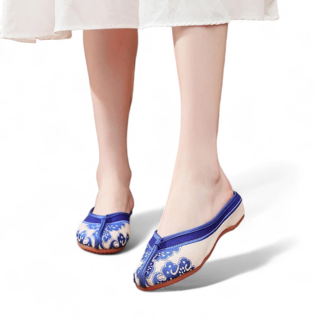 Blue Waves Chinese Slippers With Raised Heel | Comfortable Slip on ...