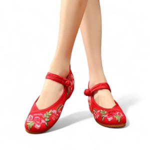 Red Roses Embroidered White Ballet Flats | Cream White Slip-on Shoes ...