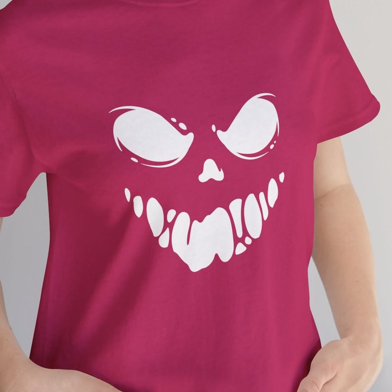 Gnarly Ghost Face Graphic Tee Bold White on Dark Shirt, Horror ...