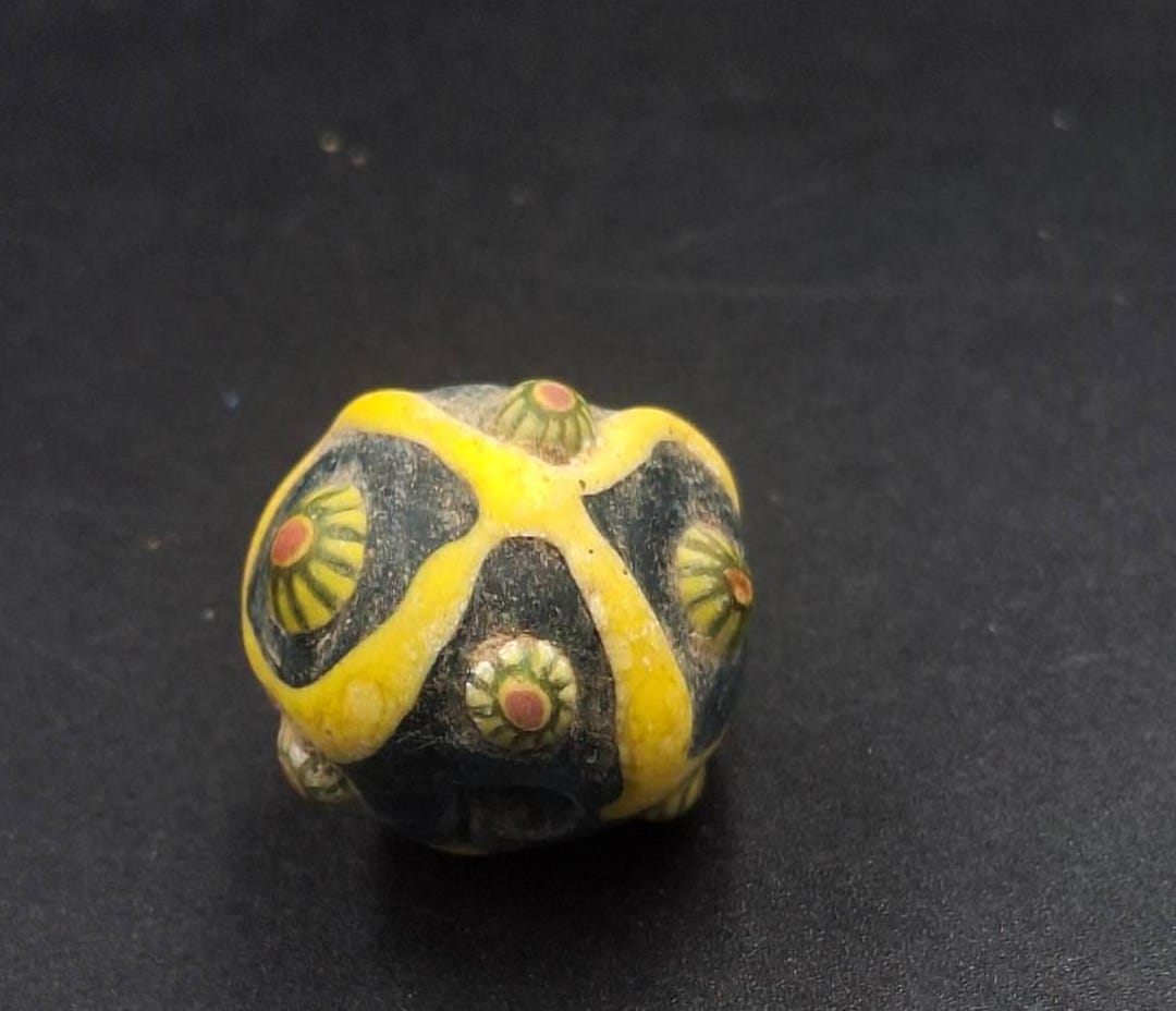 Vintage Islamic Coral Compound JAVA Eye Yellow Stripe Trade Mosaic Blue ...