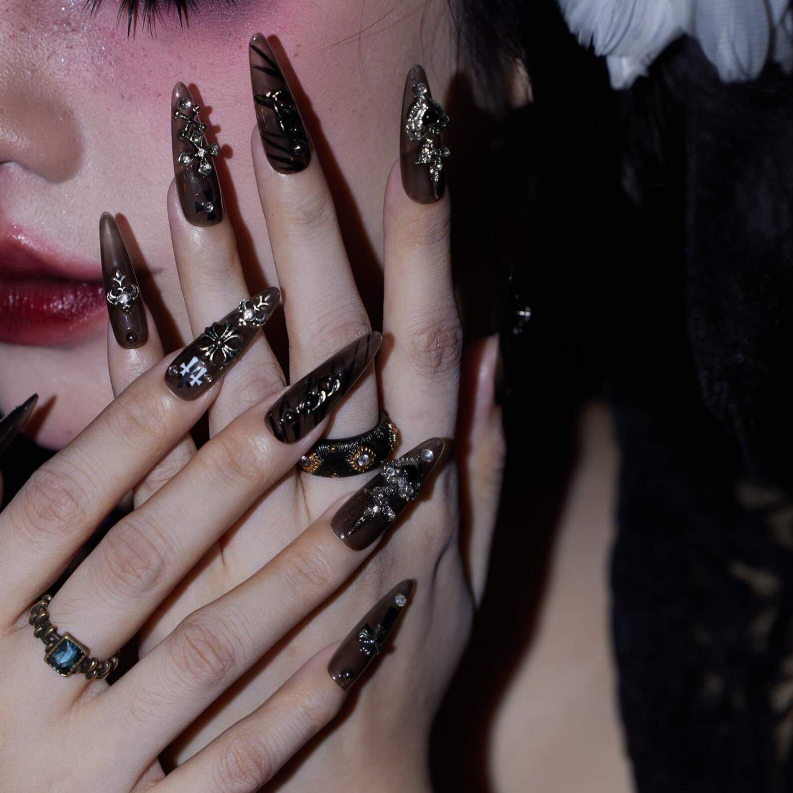 Gothic Radiance Press on Nails, 3D Cross Crystal Heart Design, Black ...