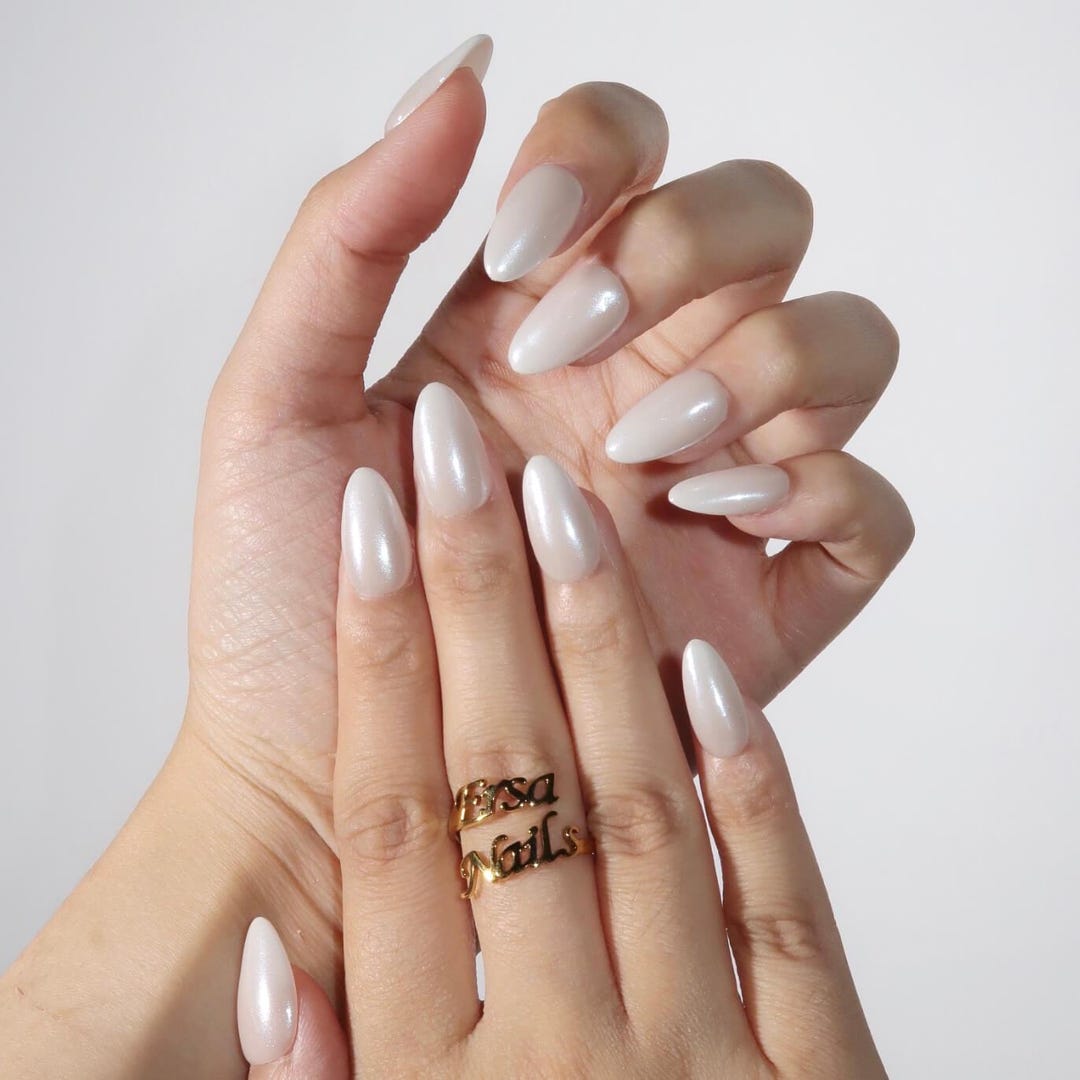Milky White Chrome Press on Nails, Glazed Donut Nails, Pearl Sheen ...