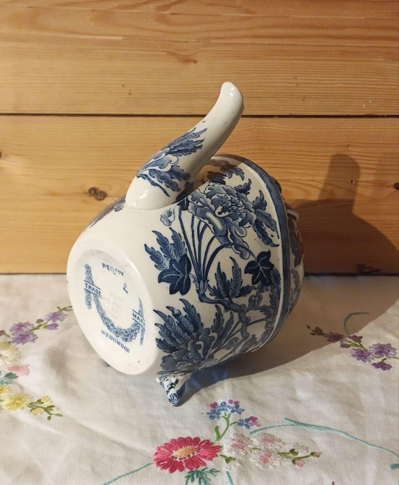 Antique Teapot Peony “simple yet Perfect” (SYP), Teapot by Wedgwood ...