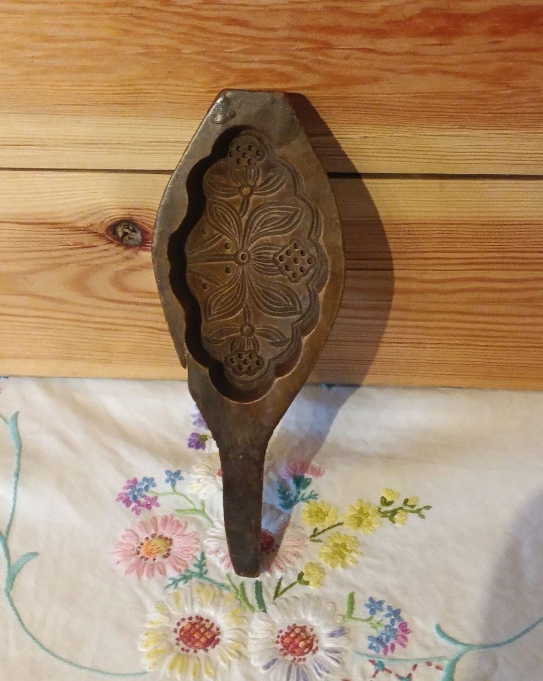 Vintage Chinese Mooncake Mold With Flower Pattern – Mid Century Wooden ...
