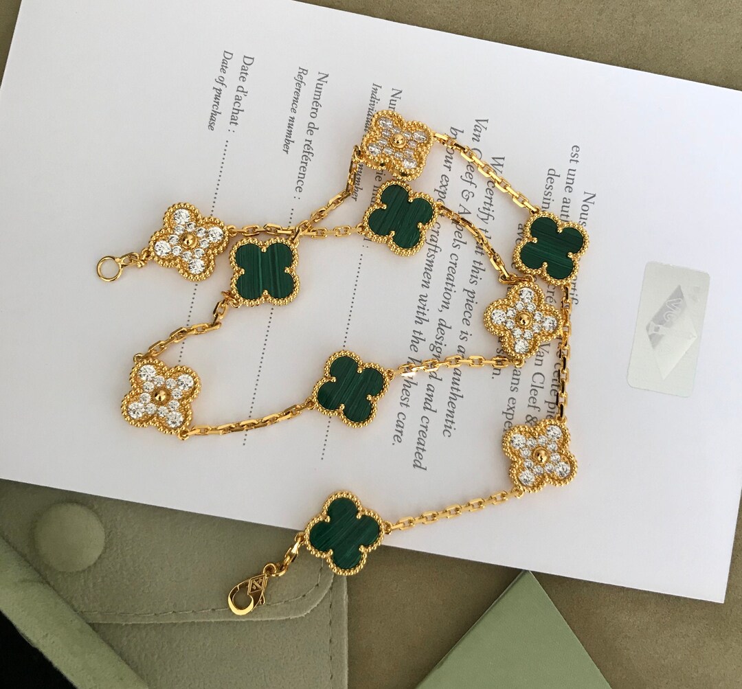 Genuine Van Cleef 18K Yellow Gold Diamond Malachite 10 Motifs Vintage ...