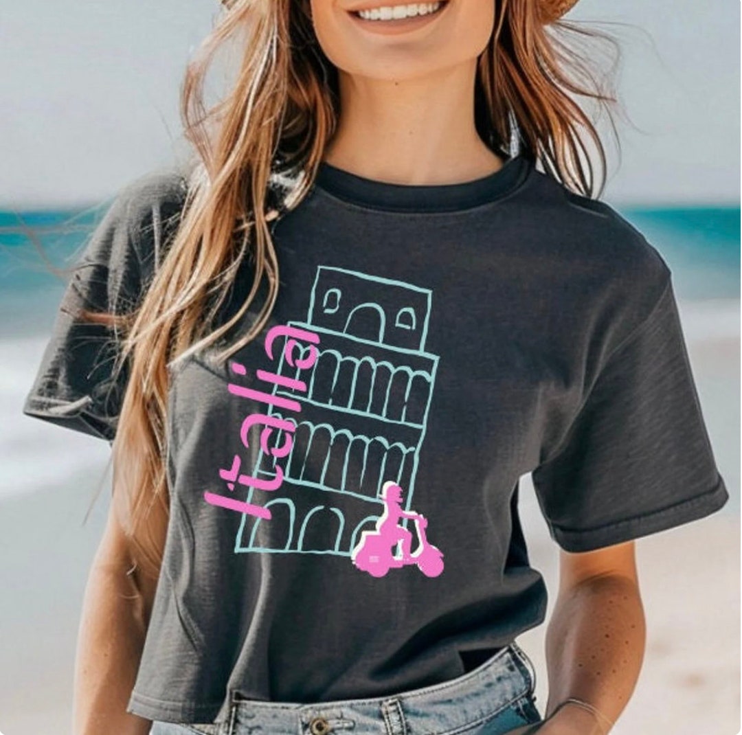 Italia Relaxed Cropped Tee - Vespa & Pisa Graphic - Etsy