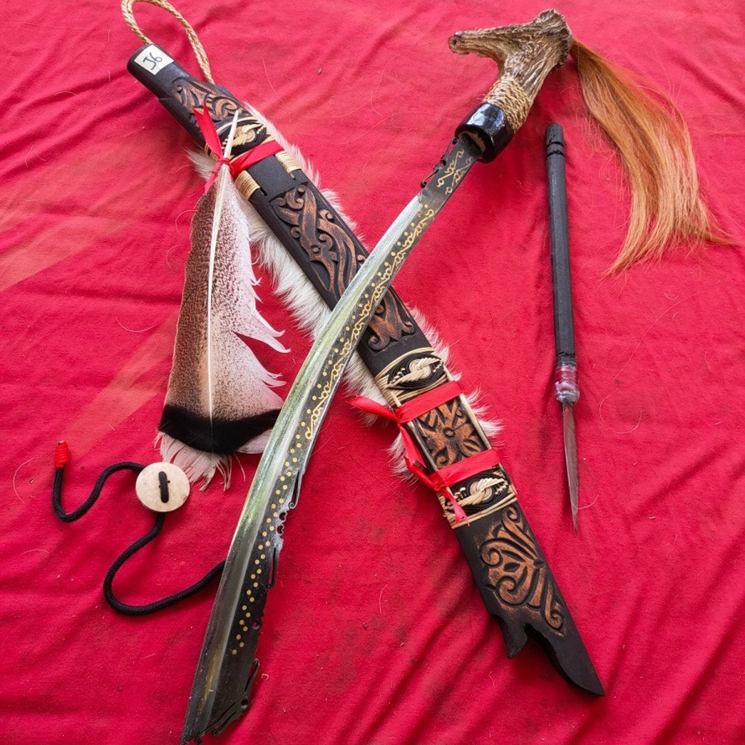 Mandau Dayak Weapons of the Kalimantan Tribe - Etsy