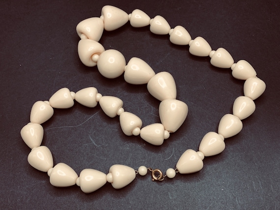 Celluloid Necklace, rare cream color, bell shaped bea… - Gem