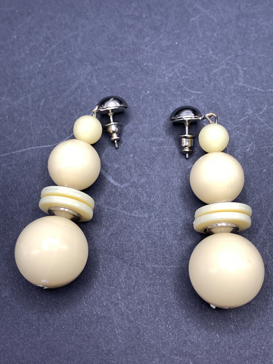 1930's, Celluloid, Rare, White, Cream Color, Artisan Formed Bead ...