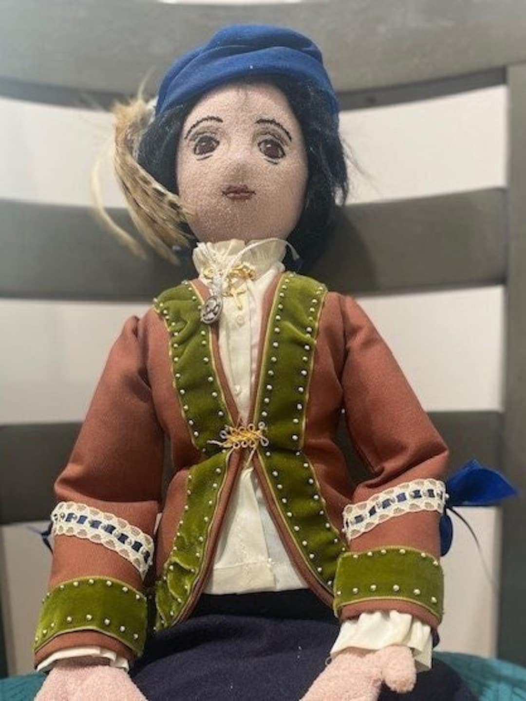Hand Made Cloth Dolls Whimsical and Beautiful. Elaborate Clothing All ...