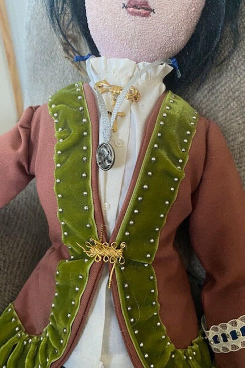Hand Made Cloth Dolls Whimsical and Beautiful. Elaborate Clothing All ...