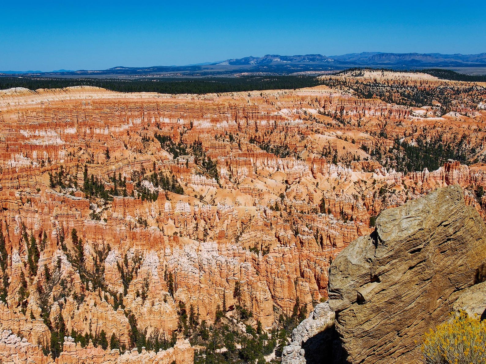 Bryce Canyon National Park in Utah, Otherworldly Geological Formations ...