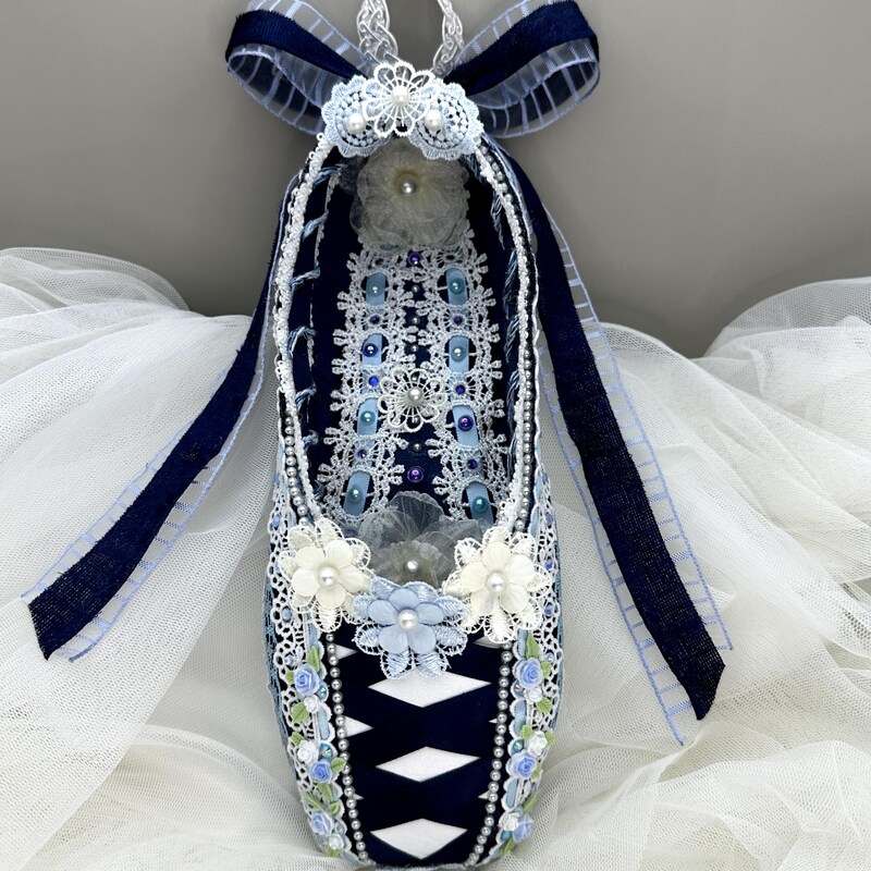 Decorated Pointe Shoes - Etsy