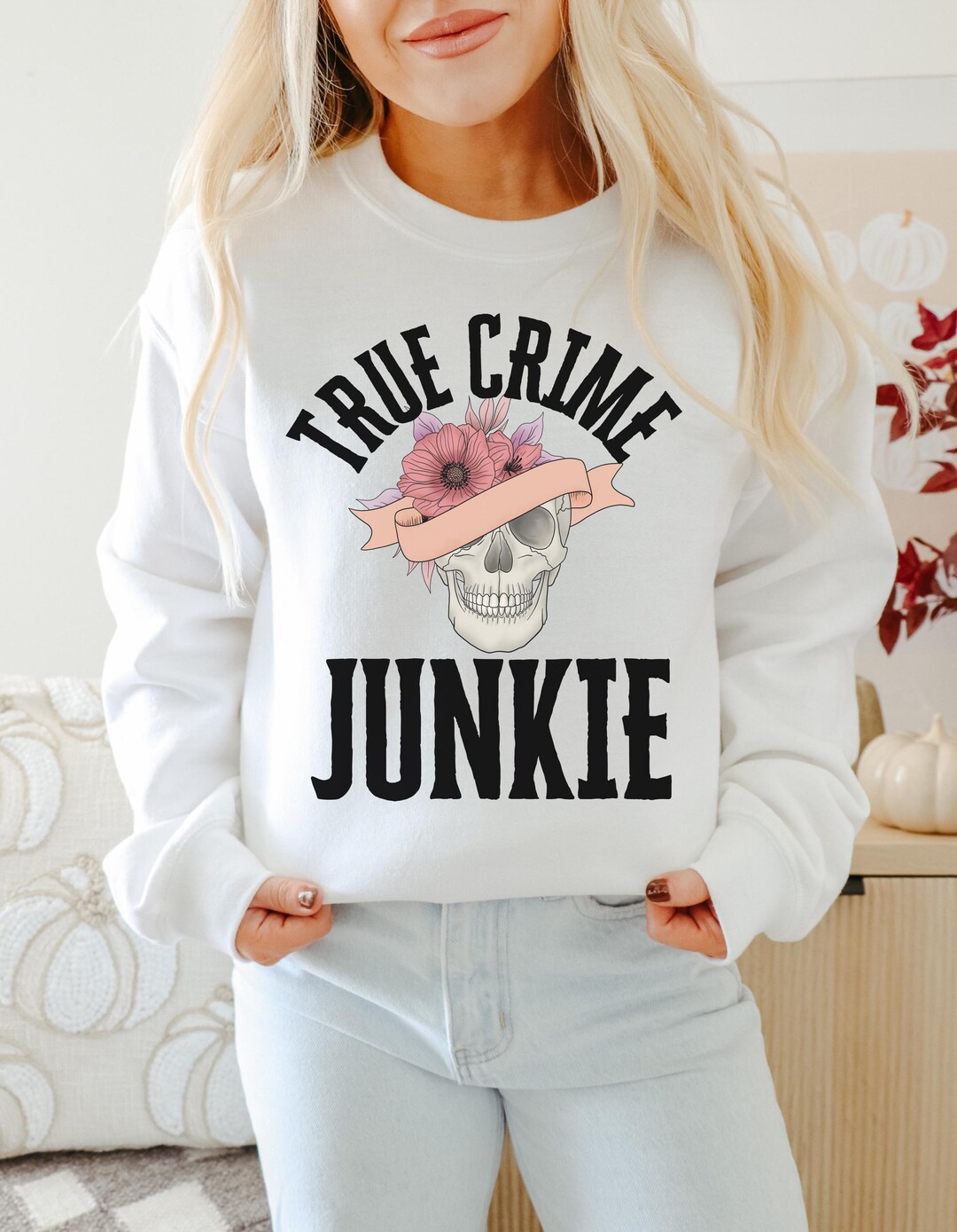 True Crime Junkie Sweater, Unisex Gildan 18000 Sweatshirt, Crime Lover ...