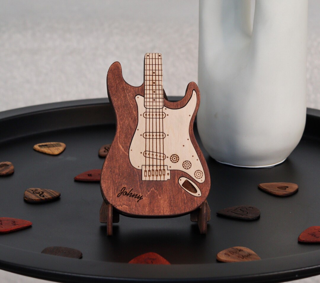 Personalized Wooden Guitar Pick Set: Engraved Plectrum With Guitar Case ...