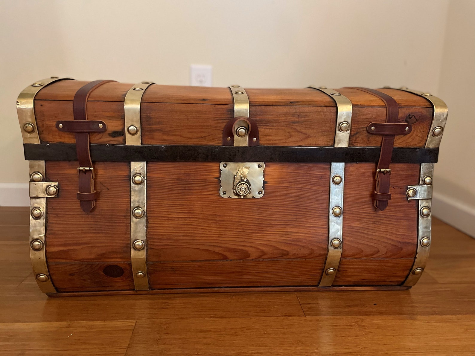 Restored Jenny Lind Antique Trunk Circa 1850 With Tray & Key - Etsy