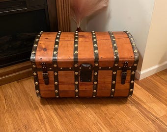 Restored Jenny Lind Antique Trunk Circa 1850 With Tray & Key - Etsy