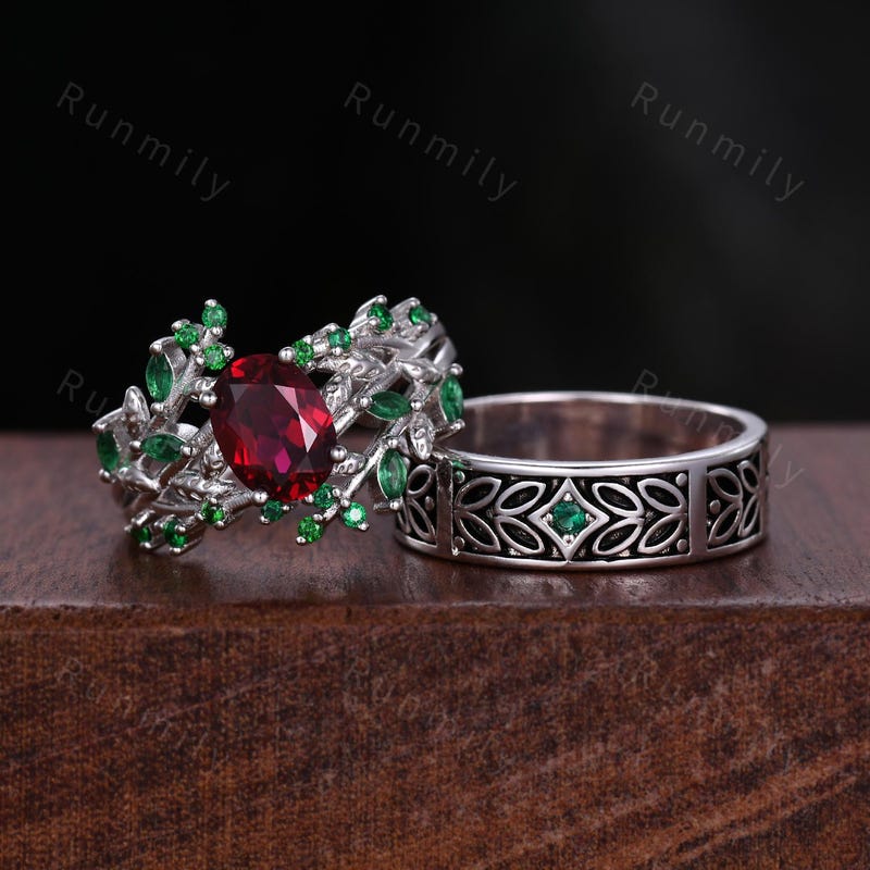 Emerald Ruby Ring - Etsy