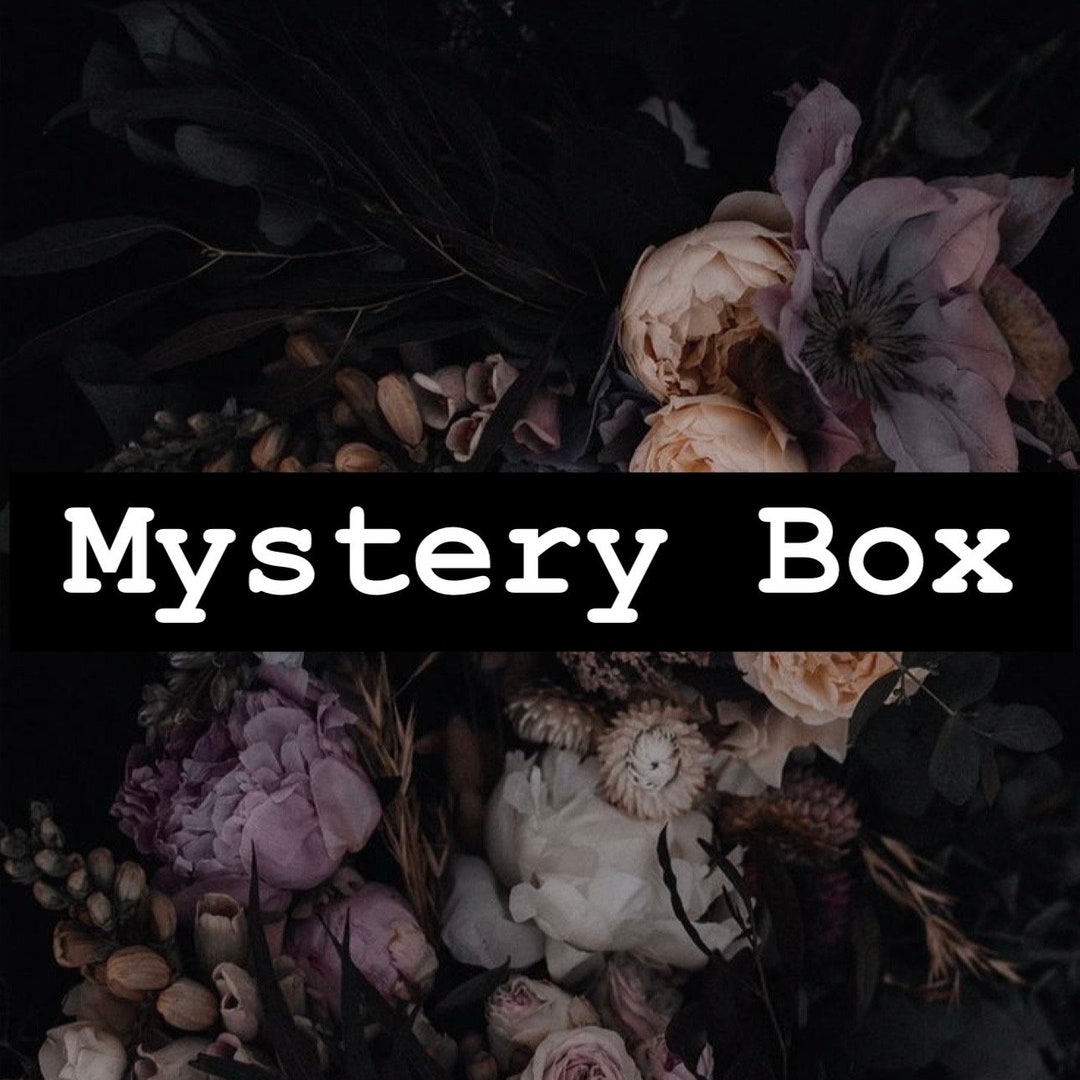Vintage Mystery Box MEDIUM SIZE - Etsy