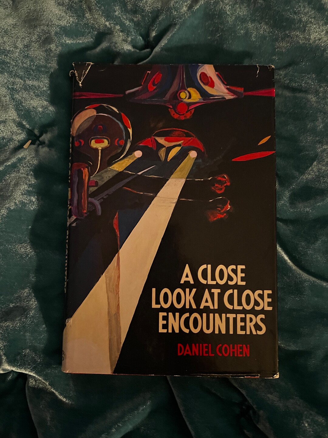 A Close Look at Close Encounters by Daniel Cohen 1981 - Etsy
