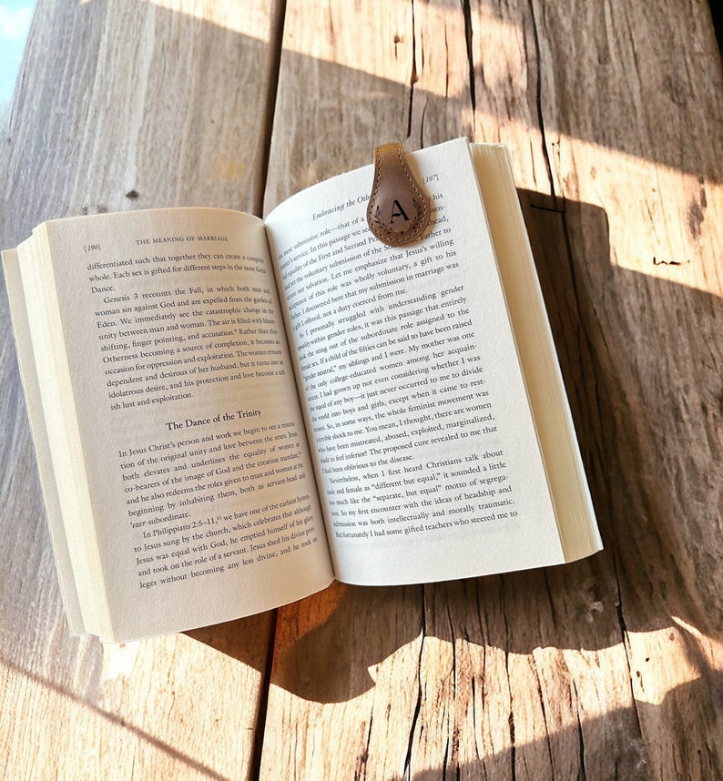 Personalized Leather Magnetic Bookmark Reader Gift Custom Bookmark ...