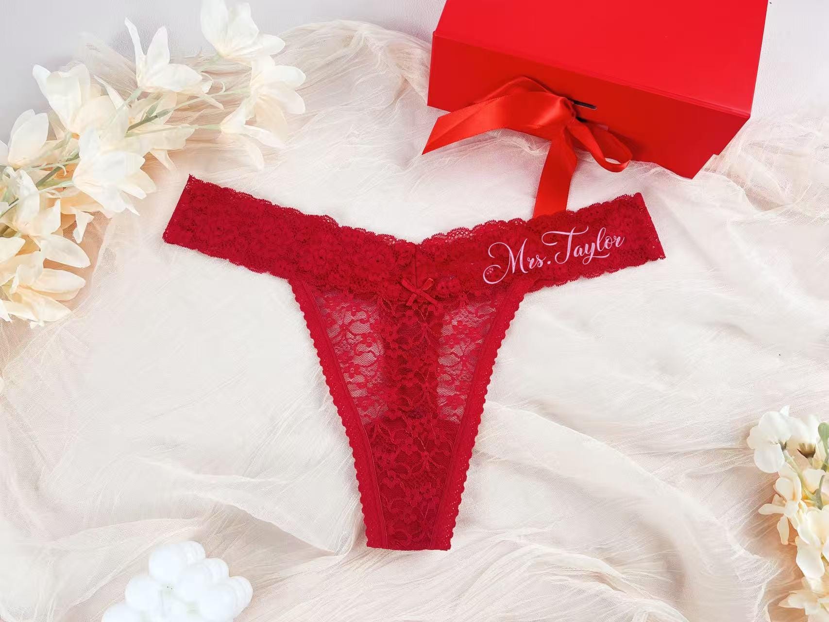 String personnalisé en dentelle pour mariée : sous-vêtement de mariage ...