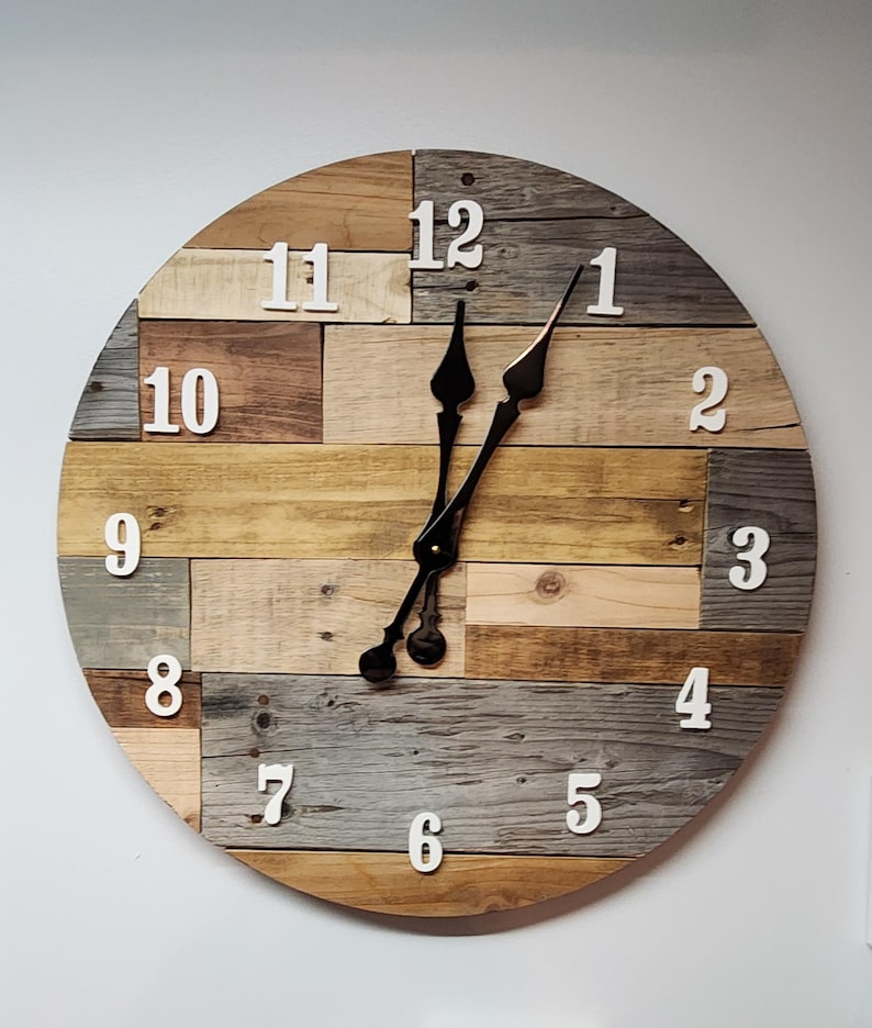 23" Rustic Wooden Clock - Etsy