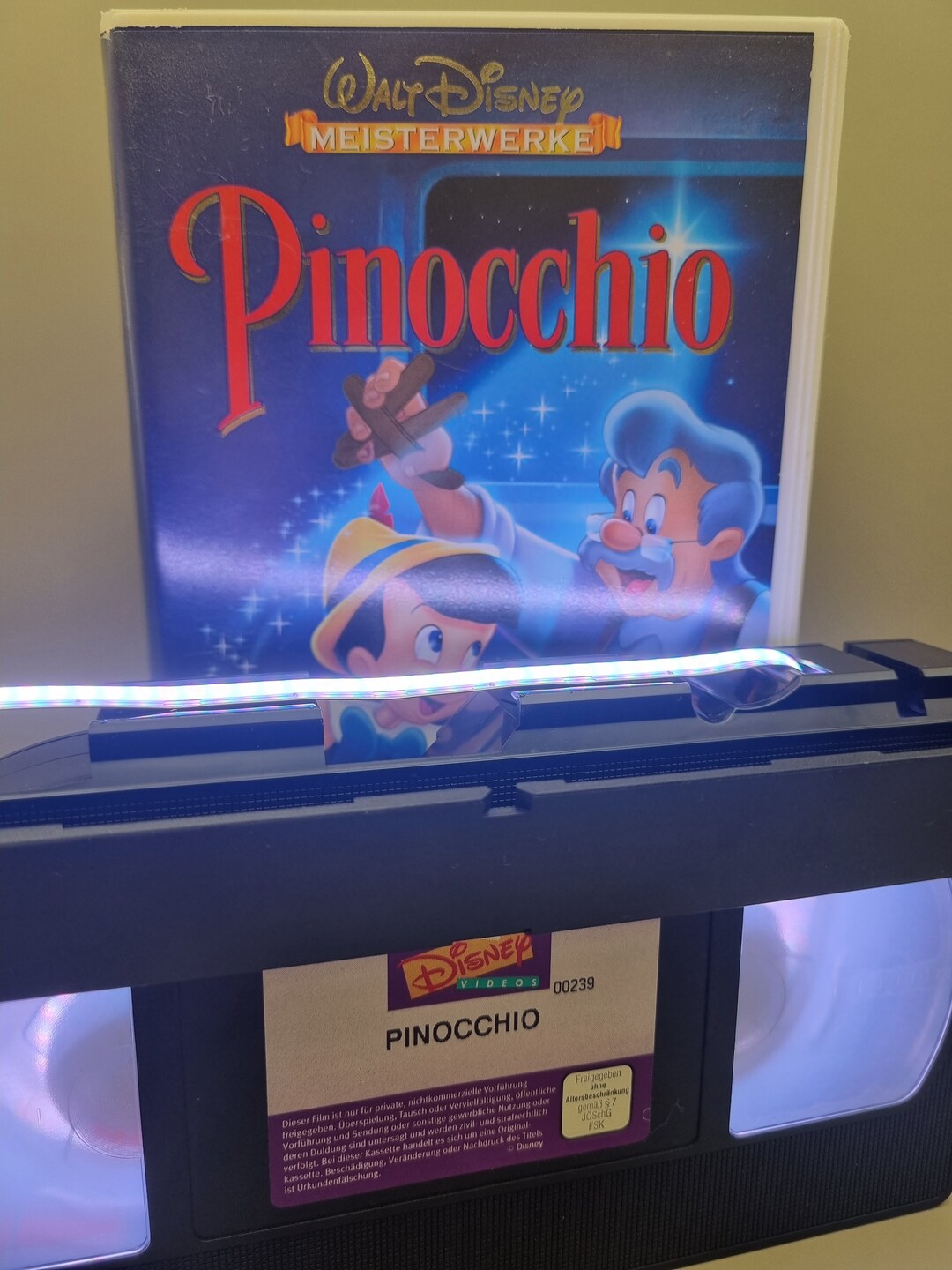 Disney Pinocchio USB LED Night Light Reading Lamp Ambient Light Photo ...