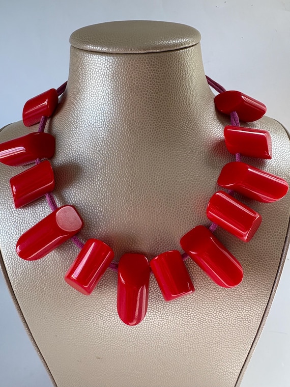 Vintage Cherry Red Bakelite Statement Necklace - Gem