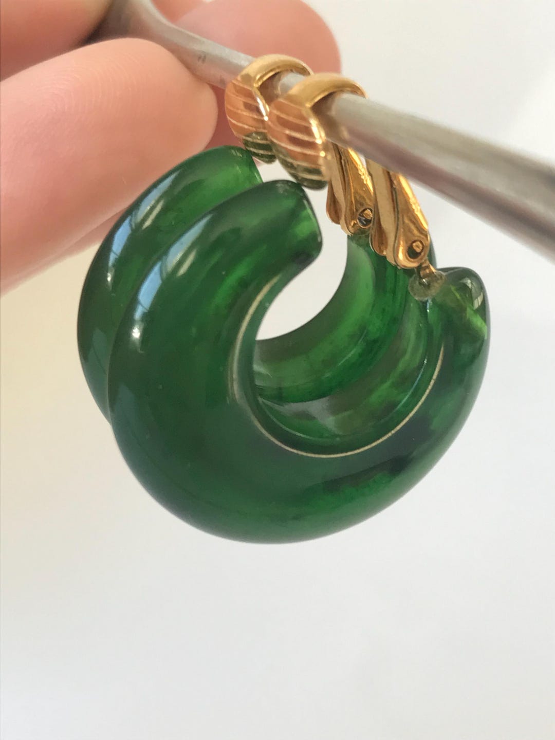 Vintage Crown Trifari Faux Jade Jelly Lucite Hoops Clip on Earrings ...