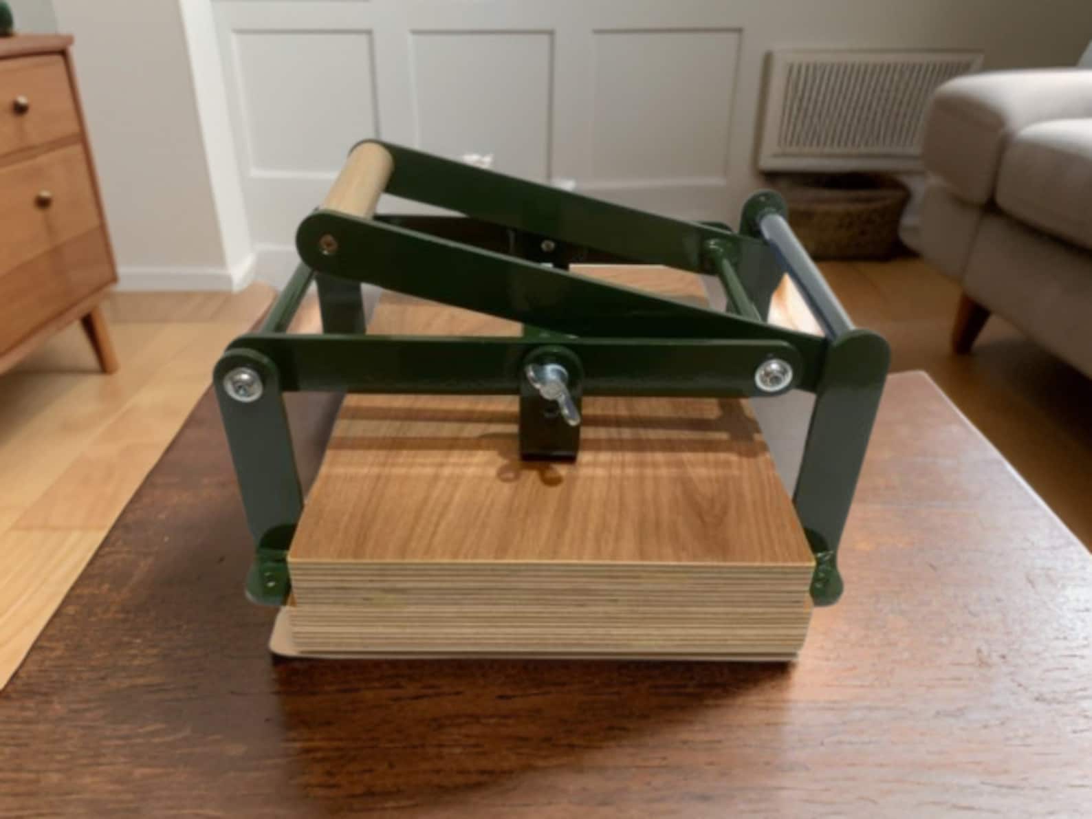 A4 Dark Green Lino Press Machine, Linocut Printing Press, Hand Linoleum ...