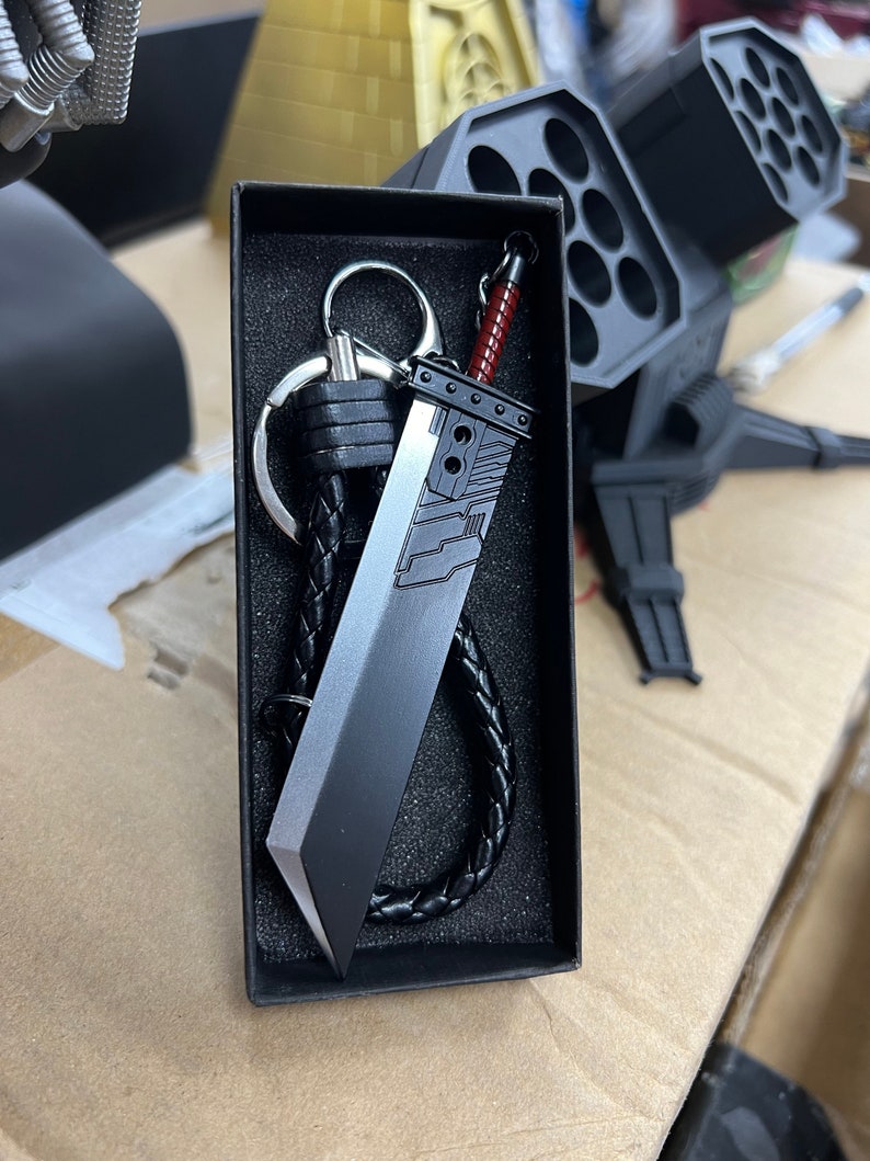 Mini Buster Sword Hard Edge Metal Cloud Blade Keychain FF7 Remake ...