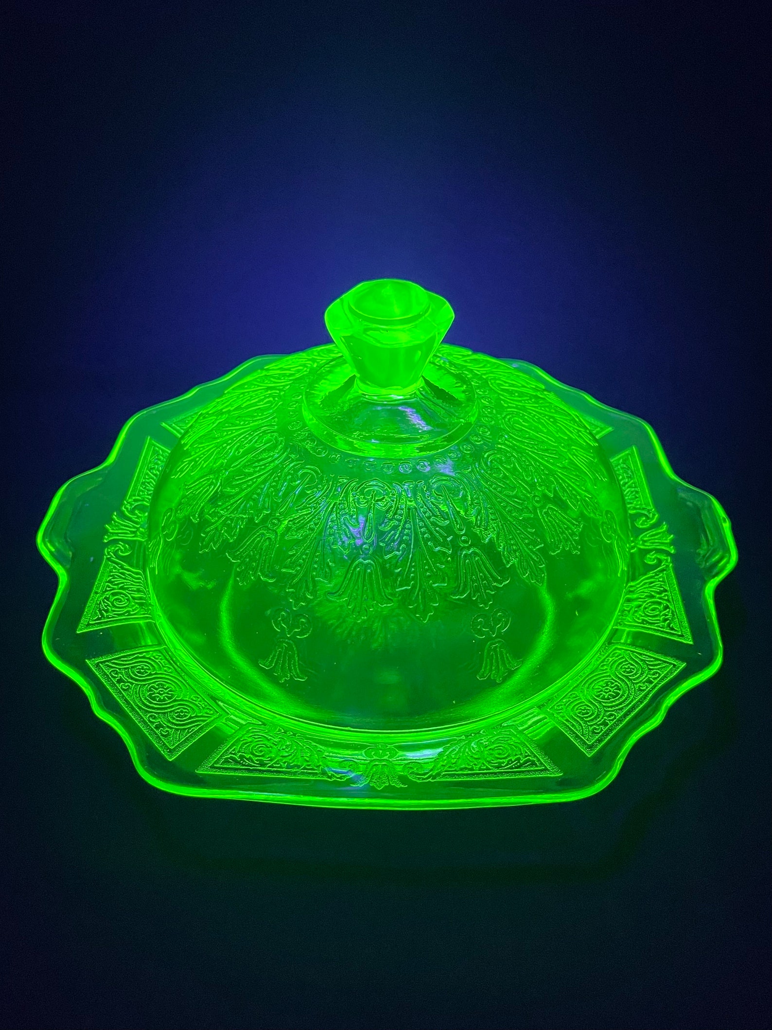 Vintage Anchor Hocking Princess Green Covered Glass Round Butter Dish ...