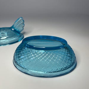 Vintage LE Smith Aqua Blue Glass Hen on Nest- Small 3" Chicken on Nest ...