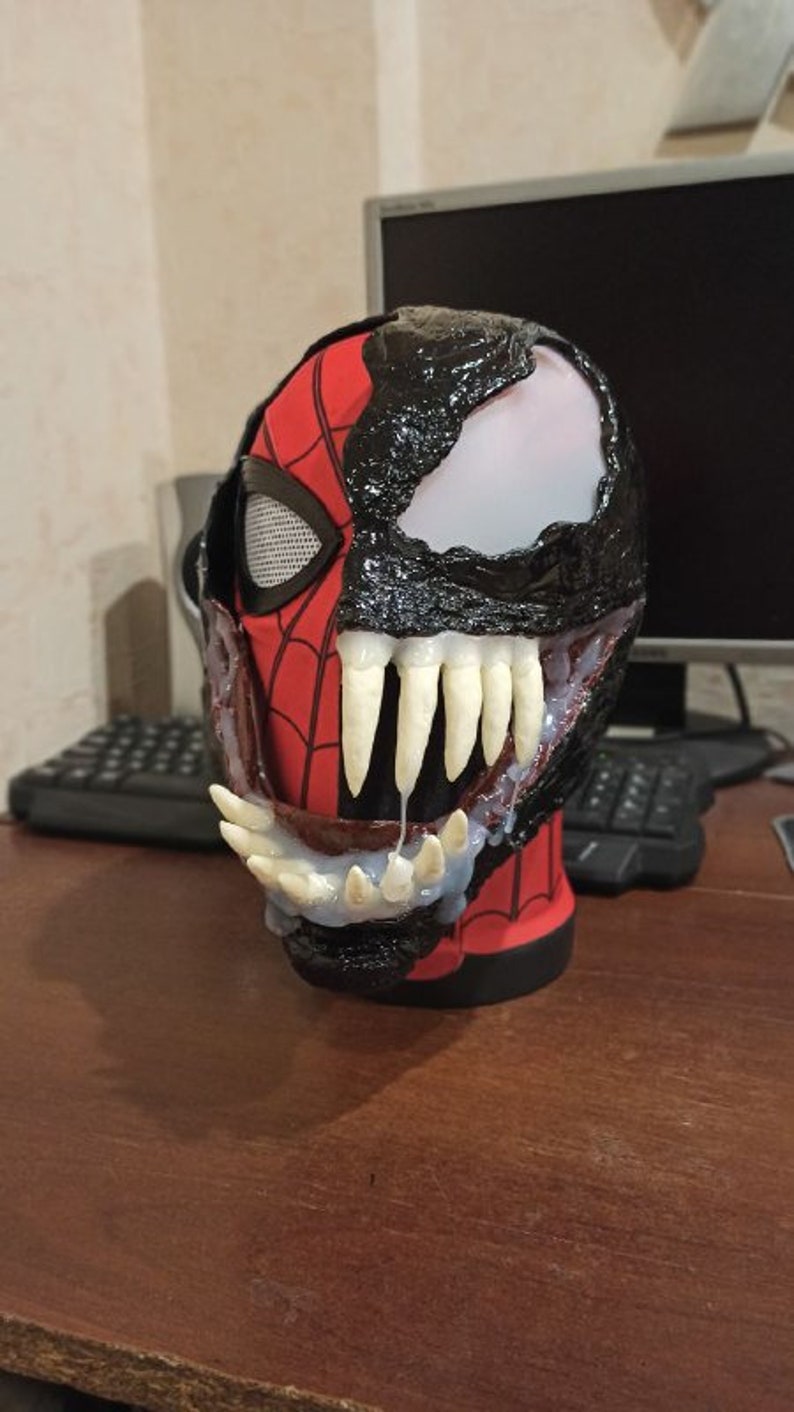 Venom Mask / Venom Helmet / Venom Cosplay - Etsy