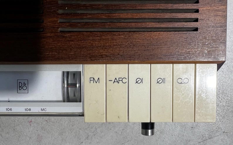 Bang and Olufsen B&O Beomaster 1000 Stereo Receiver Teak, Danish ...
