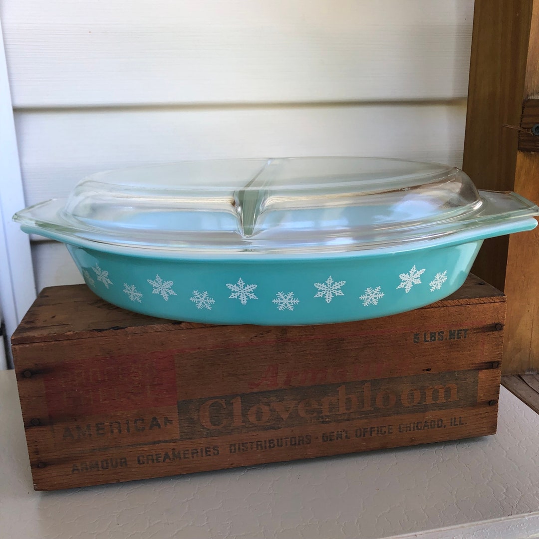 Pyrex Snowflake Divided Dish With Lid - Etsy