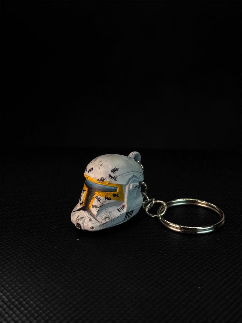 Clone Commando Gregor Helmet Keychain, Clone Captain Gregor Helmet ...
