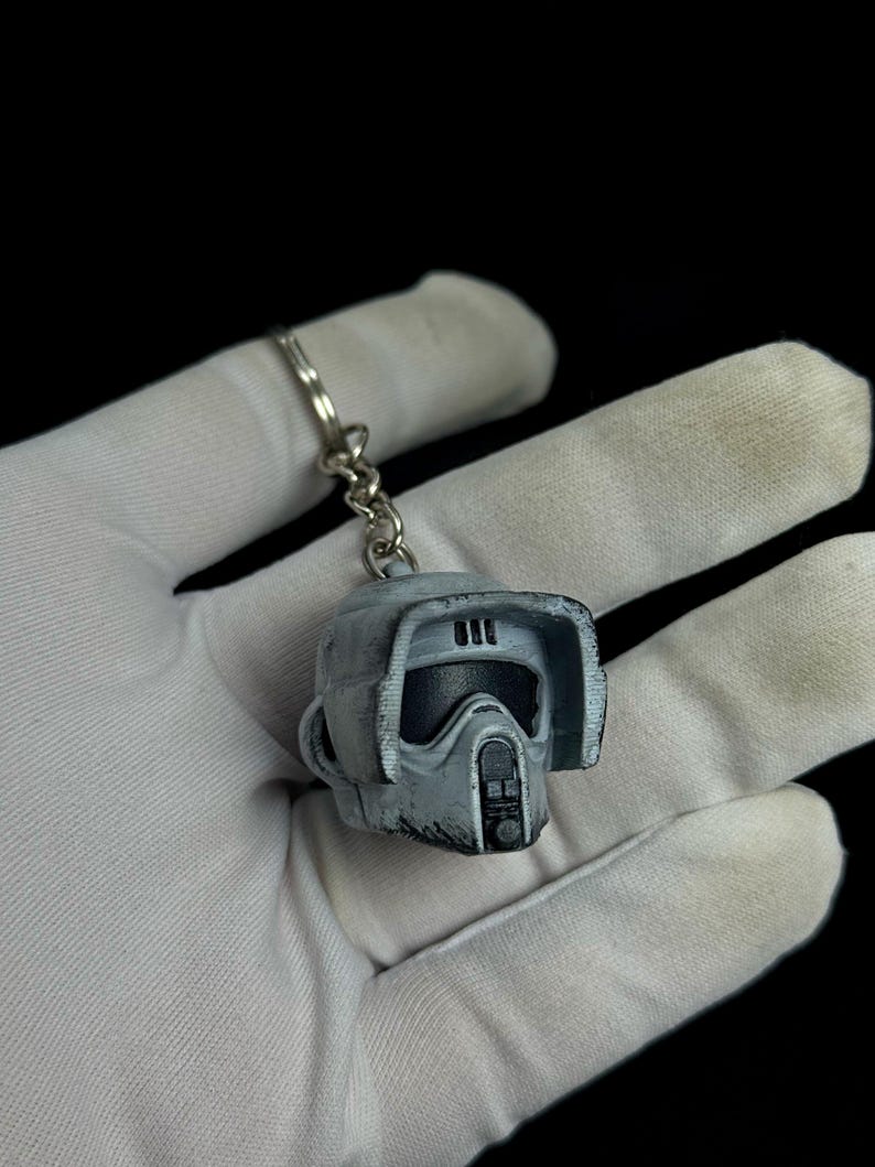 Scout Trooper Helmet Keychain | Star Wars Clone Trooper Keychain ...