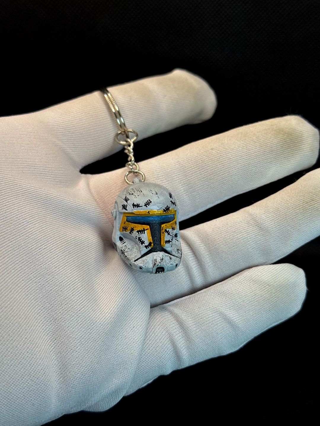 Clone Commando Gregor Helmet Keychain, Clone Captain Gregor Helmet ...