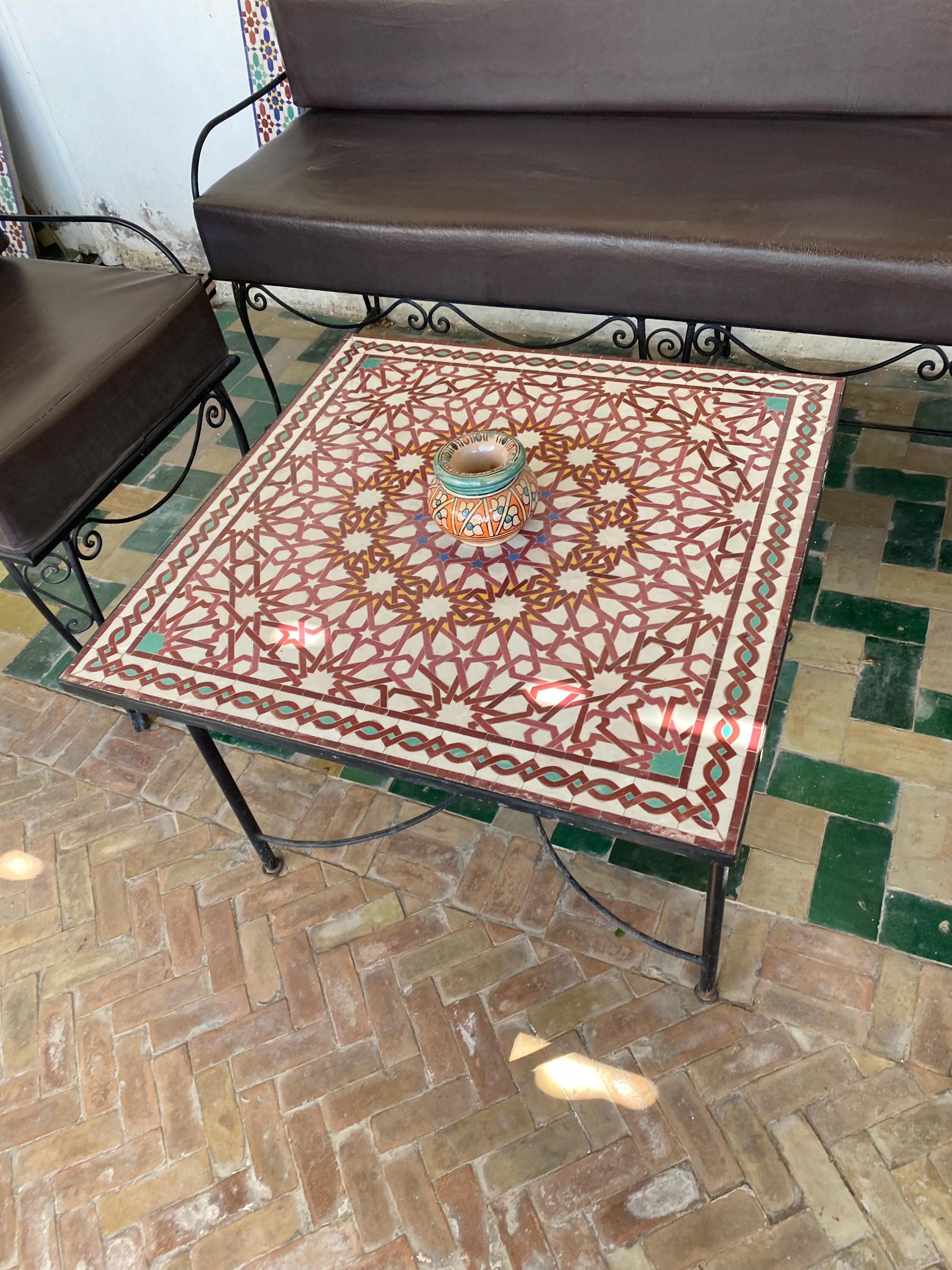 Complicated Brain Design Table, Moroccan Mosaic Table Solid for Indoor ...